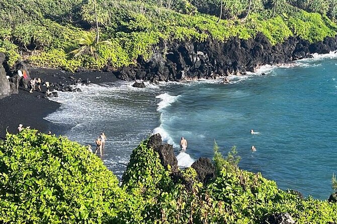 Road To Hana Black Sand Beach Waterfalls & Turtles Tour - A Closer Look at the Itinerary