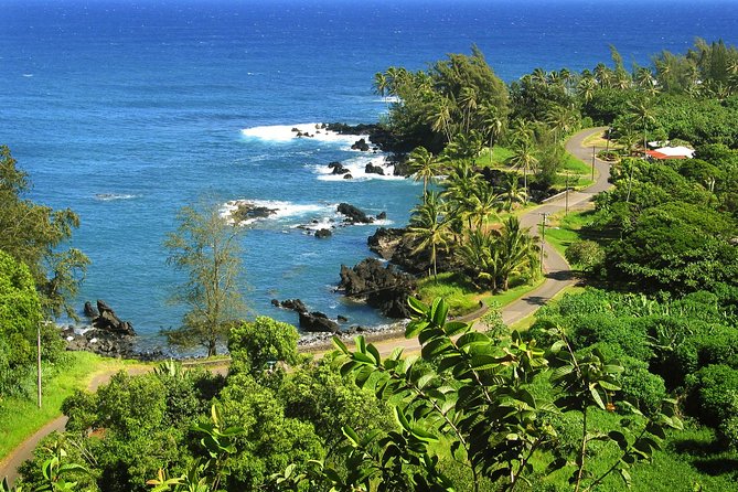 Road to Hana Tour with Lunch and Pickup - Considerations and Practical Tips