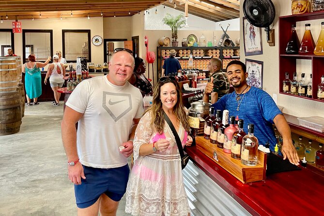 Roatán Custom Private Island Tour: Rum, Chocolate, & Culture - Tour Experience and Features