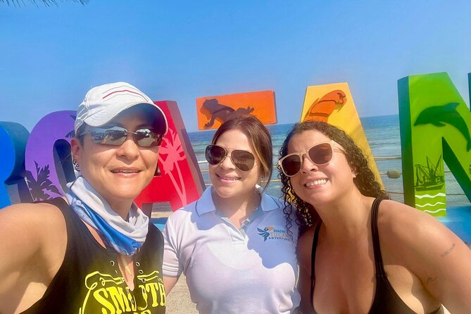 Roatán Custom Private Island Tour: Rum, Chocolate, & Culture - Exploring the Roatán Chocolate Factory