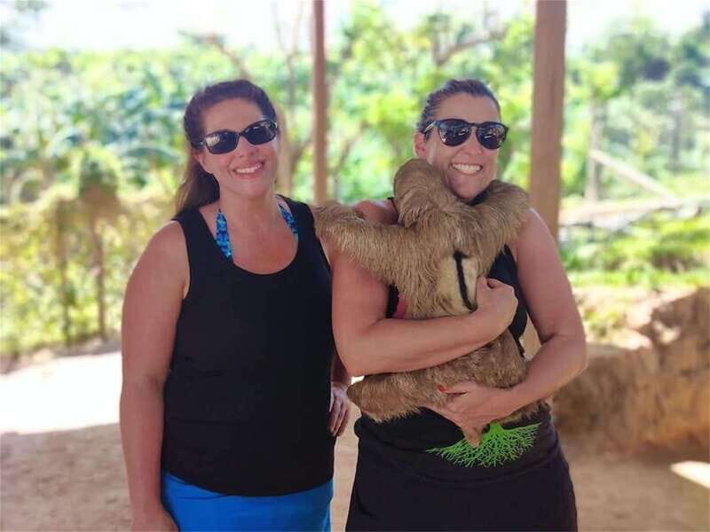 Roatán: Private Monkey and Sloth Sanctuary Tour - Detailed Breakdown of the Itinerary