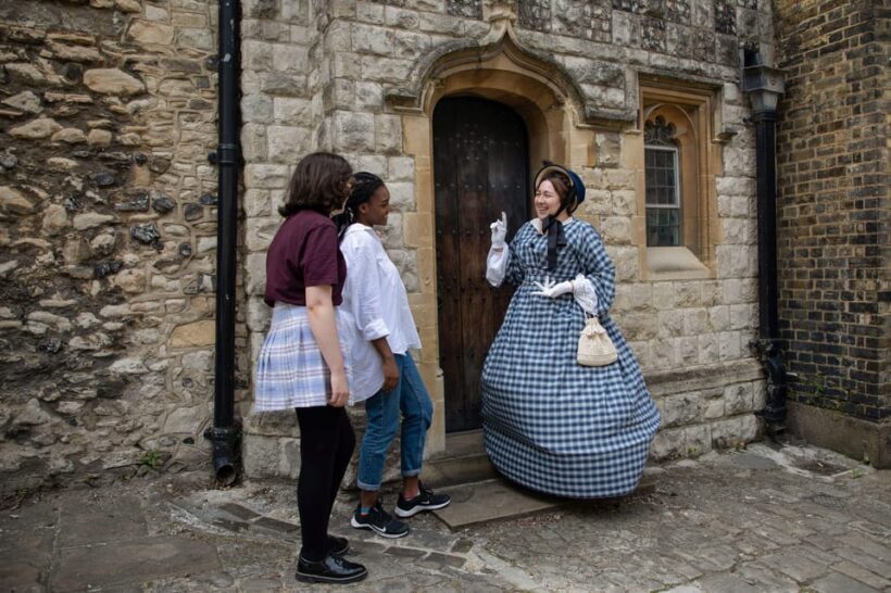 Rochester, Kent: Costumed Guided Tour - The Guides: Authenticity and Engagement
