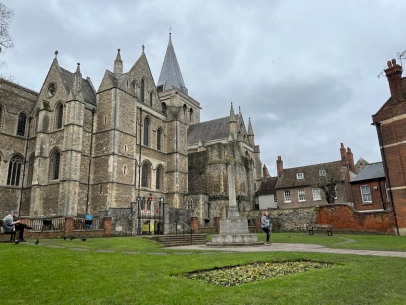 Rochester: Private 2hr Walking Tour with a Blue Badge Guide - The Value of a Private Guided Tour