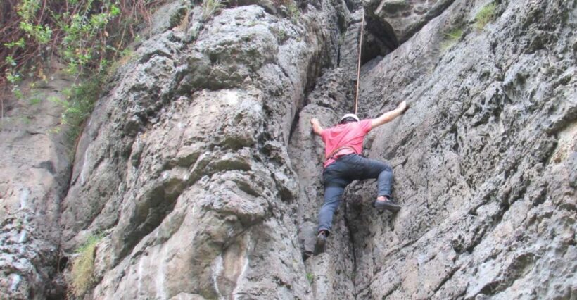 Rock Climbing in Suesca Experience - An Adventure in the Heart of Cundinamarca