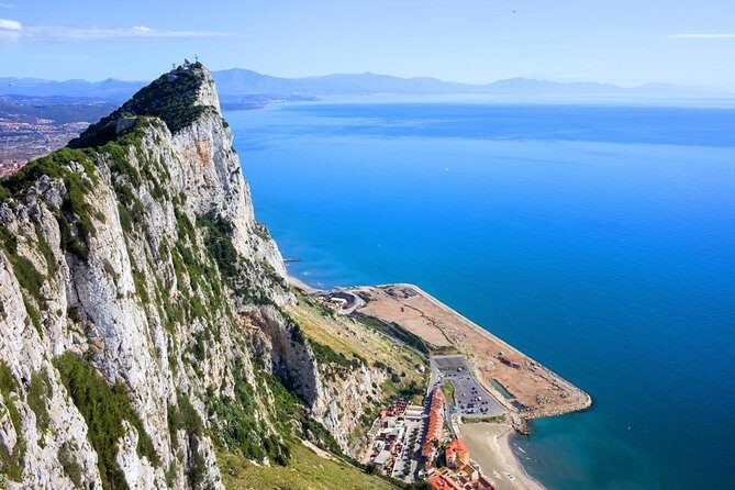 Rock Tour in Gibraltar by Bus with Tickets - Exploring the Itinerary in Detail