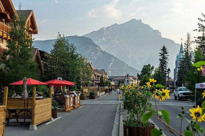 Rockies Fall/Spring Premium Tour from Vancouver - Frequently Asked Questions