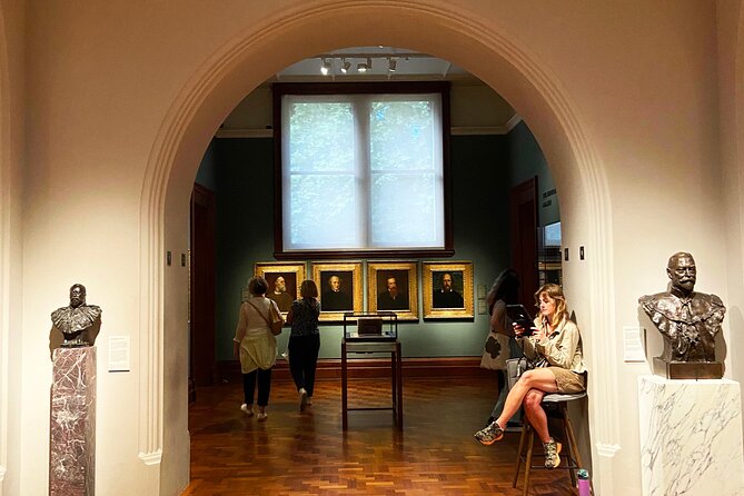 Rogues and Rebels Private Tour in National Portrait Gallery - Itinerary Breakdown