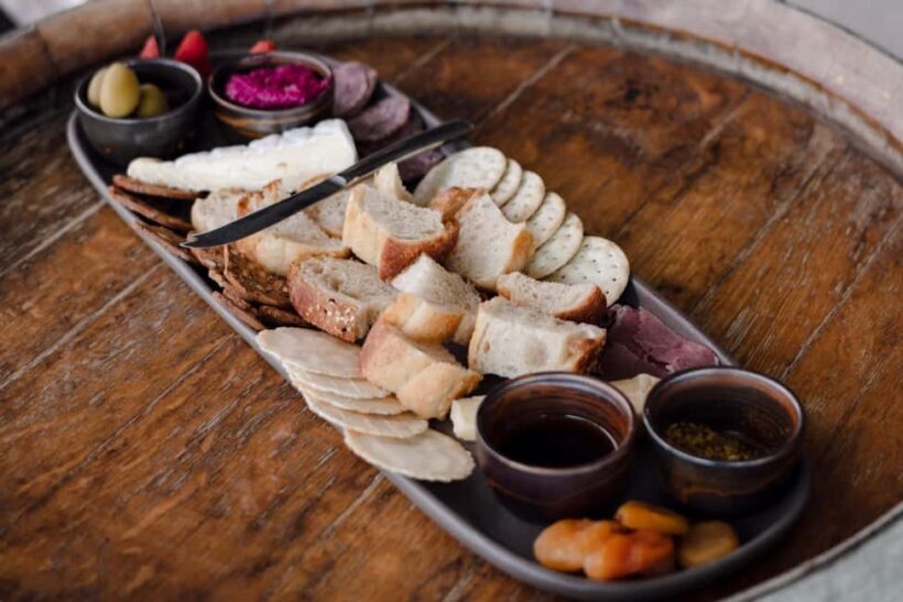 Roma: Outback Distillery Tour, Tasting Paddle & Grazing Box - Key Points