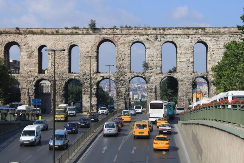 Roman Aqueduct, Sehzade Mosques &Women's Market - The Value and Practicalities