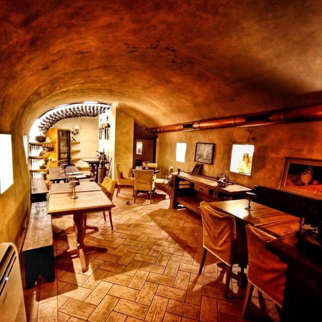 Roman Catacombs Guided Tour with Transfer - FAQs