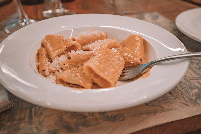 Roman countryside Food & Wine Tasting in a medieval winery - Who Will Love This Tour?