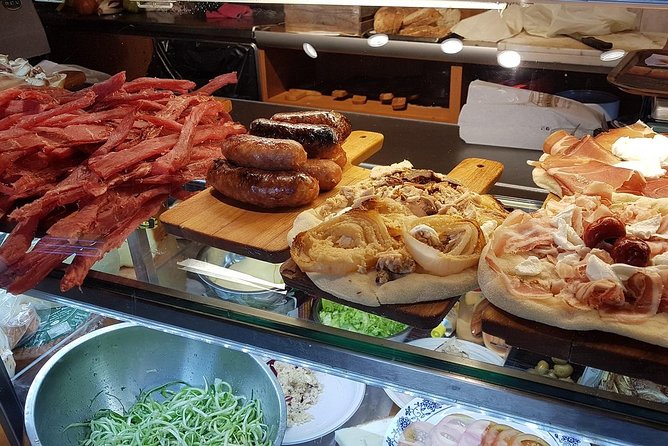 Roman Countryside: Wine and Food Tasting, Semi-Private Day Tour - Exploring the Appian Way