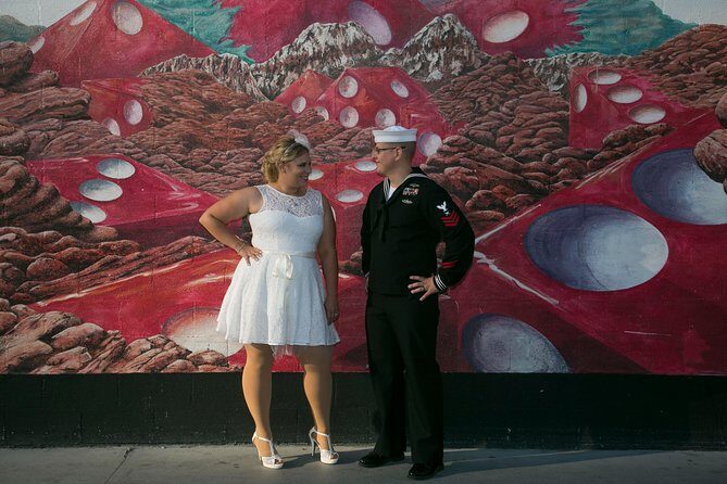 Romantic 2 Hour Photo Tour by Limousine - Introduction