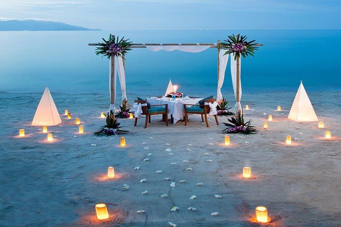 Romantic Beachside Dinner at Melati Resort - The Experience: What to Expect