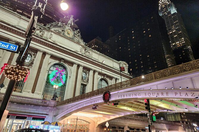 Romantic Christmas Mystery of a Lost Lover in NYC - An In-Depth Look at the Tour Experience