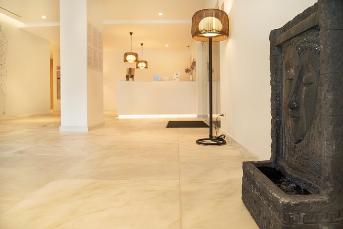 Romantic Couple Massage + SPA Entry and Private Jacuzzi With Cava - Amenities and Inclusions