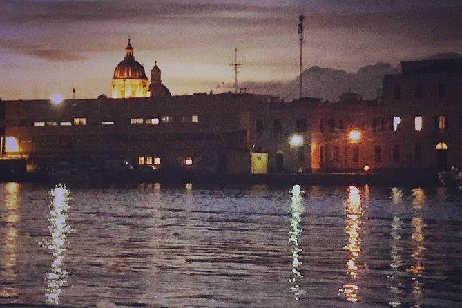 Romantic Dinner on a Boat - Catania - Menu Details
