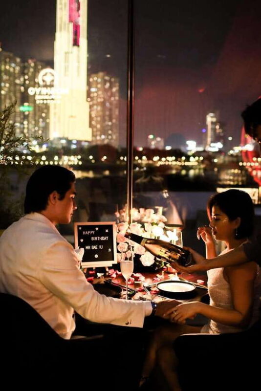 Romantic Honeymoon Dinner, Saigon River Night Cruise Tour - The Itinerary in Detail