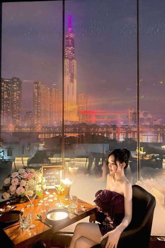 Romantic Honeymoon Dinner, Saigon River Night Cruise Tour - Who Will Love This Tour?