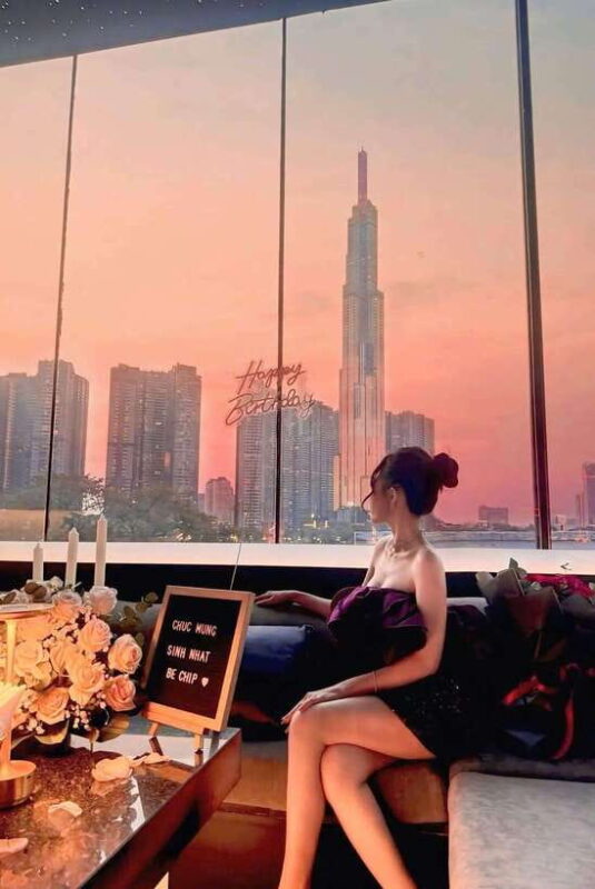 Romantic Honeymoon Dinner, Saigon River Night Cruise Tour - FAQ