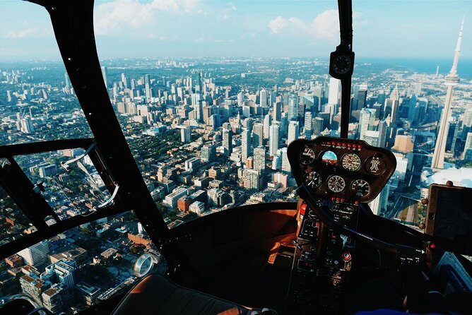 Romantic Jewel - Private Helicopter Tour for 2 - Why Consider a Helicopter Ride Over Toronto?