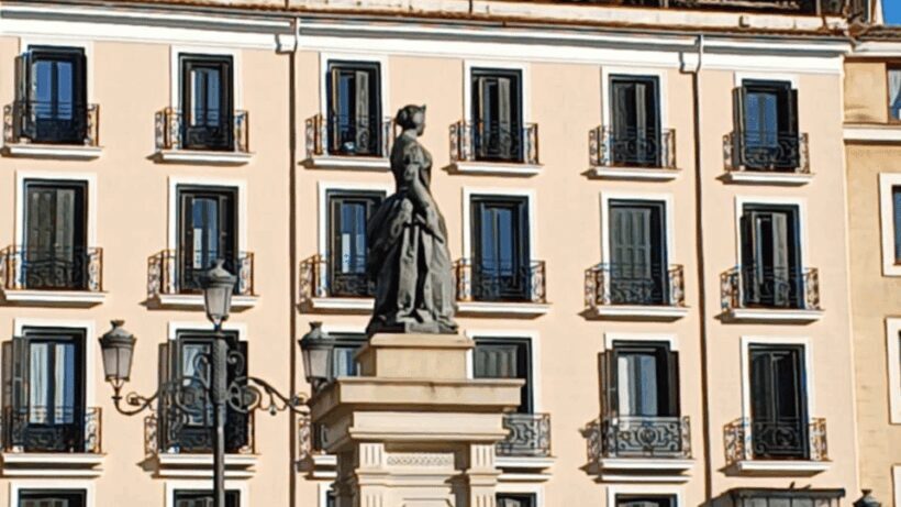 Romantic Madrid in the 19th century - The Experience: Style, Atmosphere, and Authenticity
