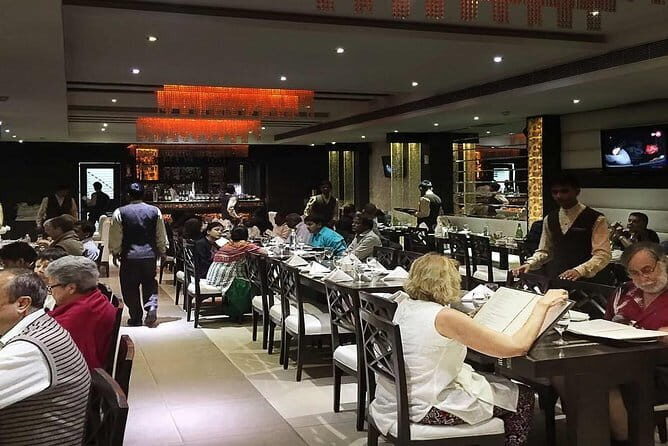 Romantic Mohabbat the Taj Show with a lavish dinner - Practical Tips for Travelers