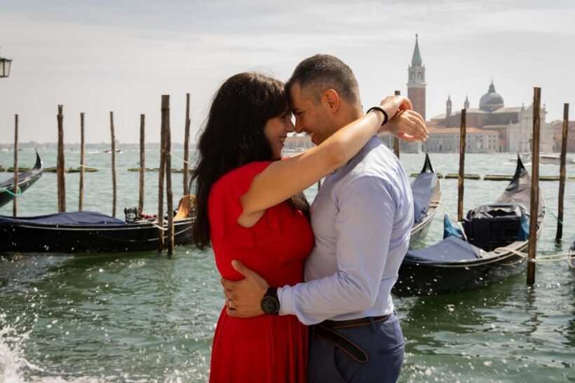 Romantic Photoshoot Experience for Couples in Venice - Authentic Experiences and Customer Feedback