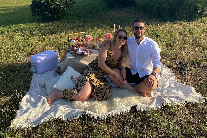 Romantic Picnic - Overview