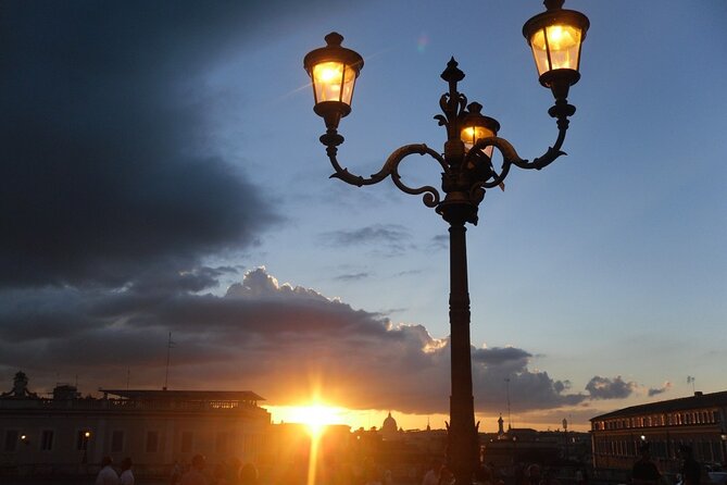 Romantic Rendezvous: Private Night Tour of Rome with Chauffeur - What Makes This Tour Stand Out