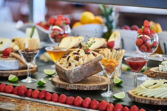 Romantic SPA day with couples massage and romantic dinner at Eurotel Punta Rotja - FAQ