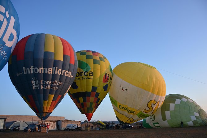 Romantic Sunrise Balloon Tour in Majorca - FAQ
