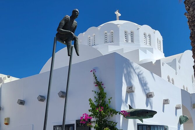 Romantic Tour through Santorini - The Practical Side