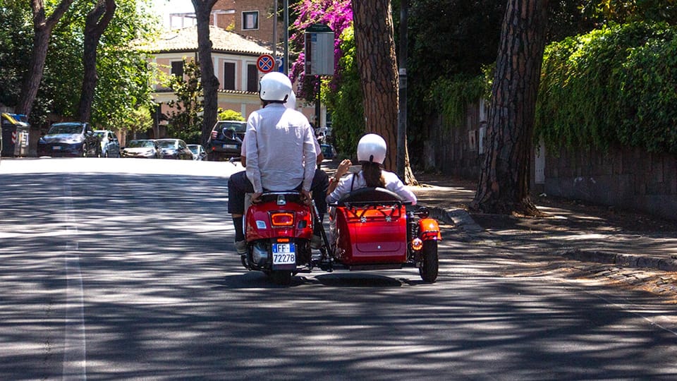 Rome 90 Minutes Private Tour in Vespa Sidecar Vintage Style - Itinerary and Highlights