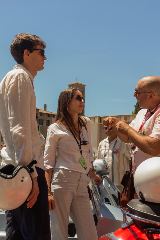 Rome 90 Minutes Private Tour in Vespa Sidecar Vintage Style - Booking and Reservations