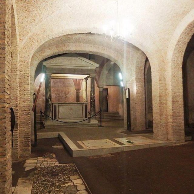 Rome: Appian Catacombs tour with transfere - Introduction to the Appian Catacombs Tour