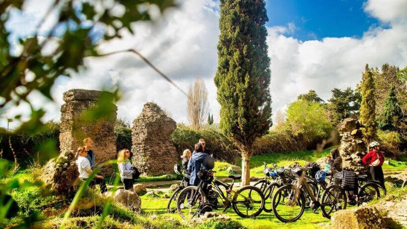 Rome: Appian Way Aqueducts E-Bike Tour & Optional Catacombs - Key Points