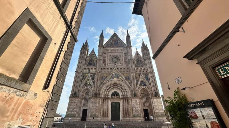 Rome: Assisi, Civita di Bagnoregio and Orvieto Day Tour - Orvieto: The Volcanic Clifftop Jewel