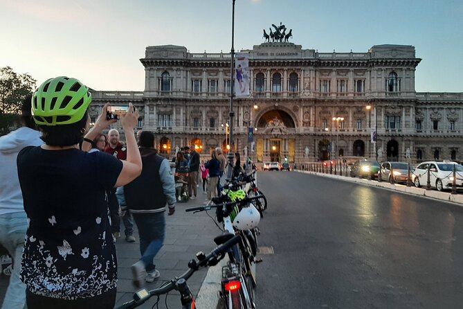 Rome by Night PRIVATE E-Bike Tour - Explore Iconic Landmarks Under the Stars