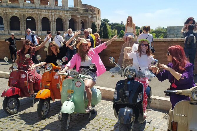Rome by Vespa with a local - The Guides and Safety