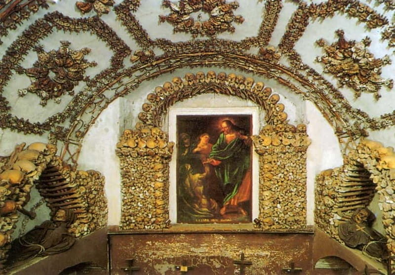 Rome: Capuchin Crypt & Museum Tour with Choral Concert - Practical Tips for Visiting