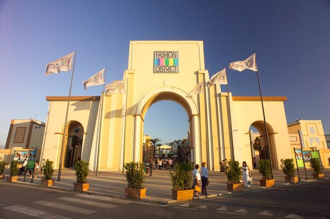 Rome: Castel Romano Outlet Shopping, Semi-Private Day Tour - The Itinerary in Detail