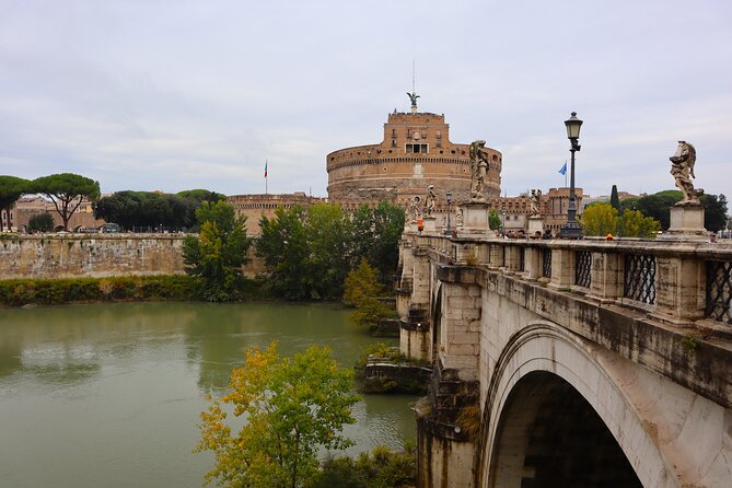 Rome: Castel Santangelo Group Tour With Fast Track Entrance - Historical Significance of Castel SantAngelo