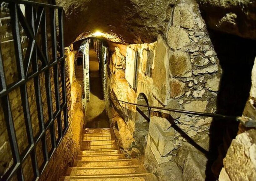Rome: Catacombs Tour with Private Transfer and Tickets (3h) - Practical Details and Tips