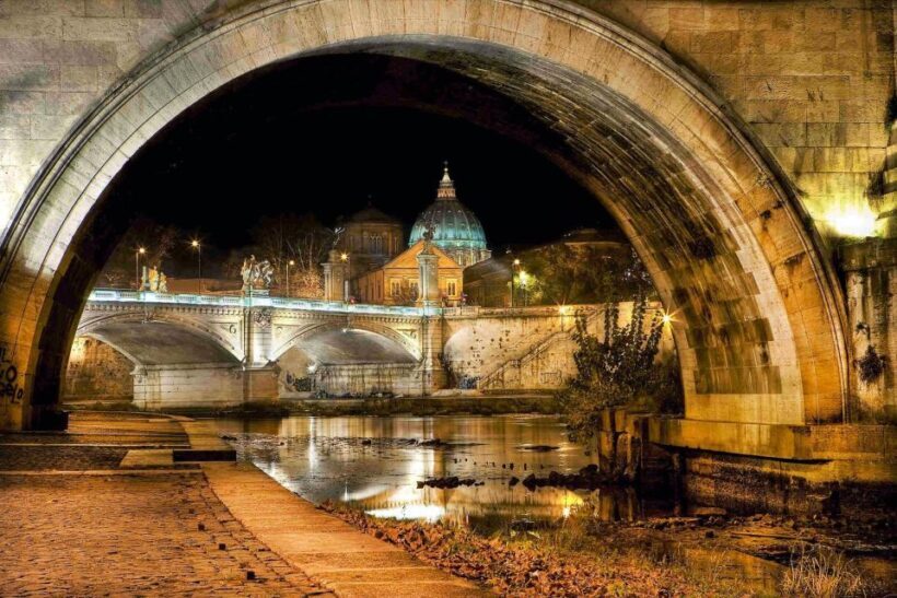 Rome: Chauffeured Tour by Night with Food Tasting and Wine - Who Will Love This Tour?