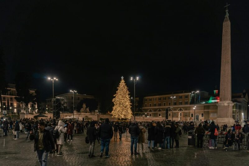 Rome: Christmas Lights Walking Tour - Who Should Consider This Tour?