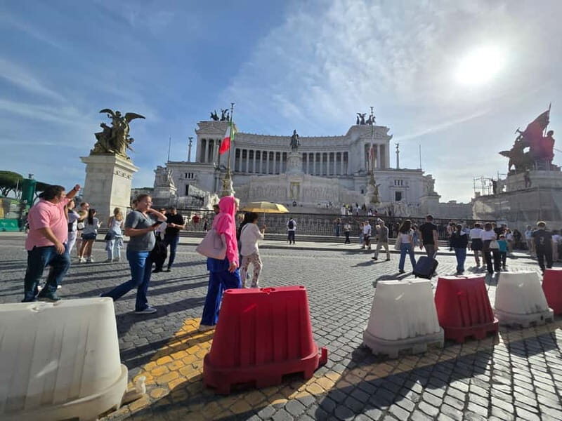 Rome: City Center Private Tour With Tuk-Tuk - A Closer Look at the Experience