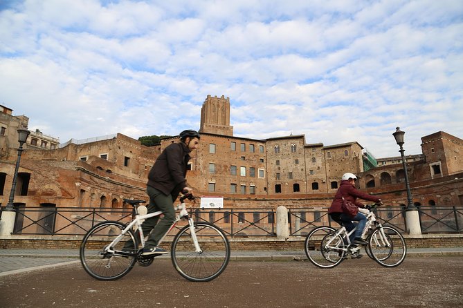 Rome City E-Bike Tour in Small Groups - Meeting and End Points