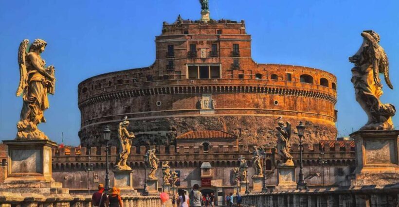 Rome: City Highlights Walking Tour with Local Guide - Key Points