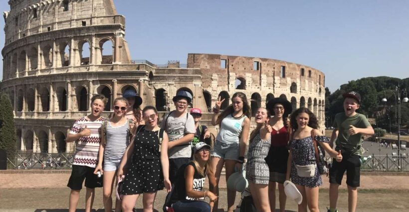 Rome: Colosseum and Roman Forum Small Group Tour in German - A Closer Look at the Tour Experience
